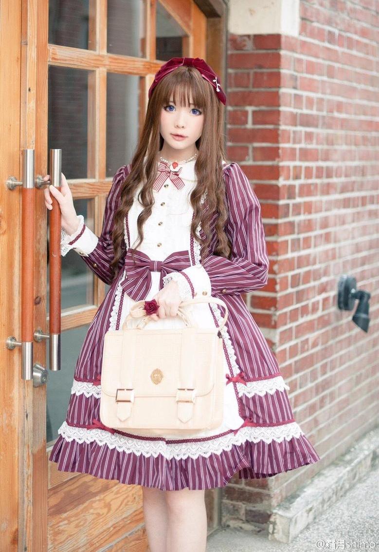 霜月shimo巫女的cos作品更新，全方位展现她的风采 - 百囡团